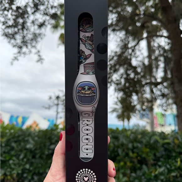 Disney | Accessories | New Disney Magic Band Plus Star Wars Grogu The ...